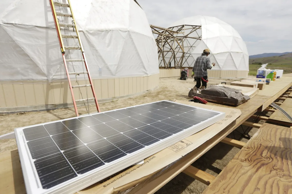 On Washington’s Colville Reservation, Solar-Powered Microfarm Looks to ...